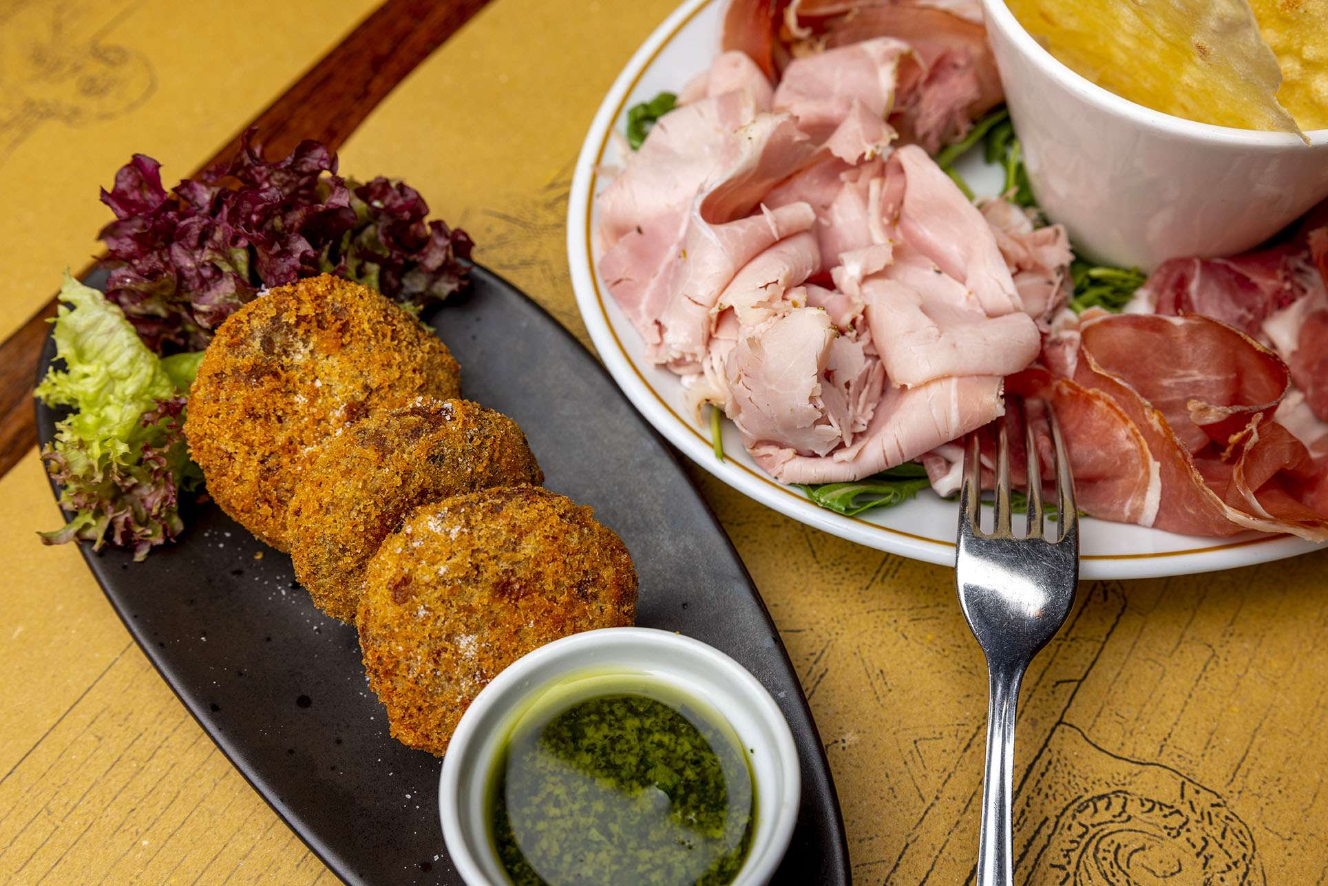 Italian Restaurant - Taverna Trastevere - Bites of Roman Tradition